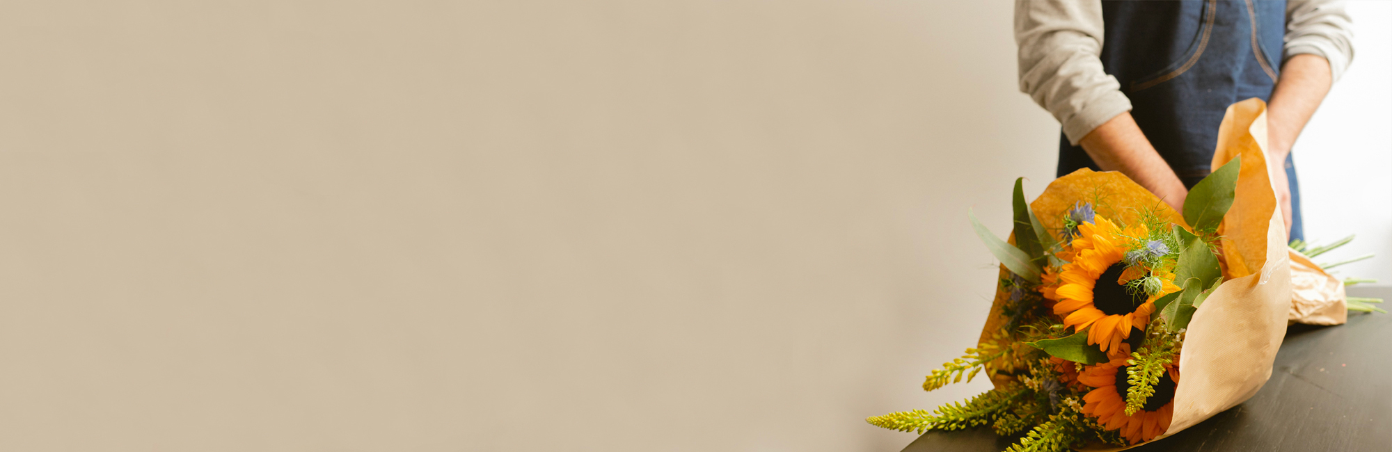 Flower delivery in France | Send flowers to France | Sessile